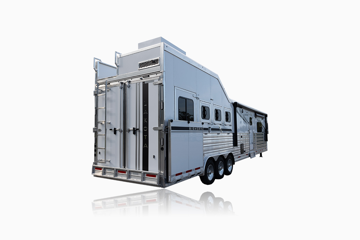 BI8X17CE2S Bighorn Edition Horse Trailer | Lakota Trailers – America’s ...